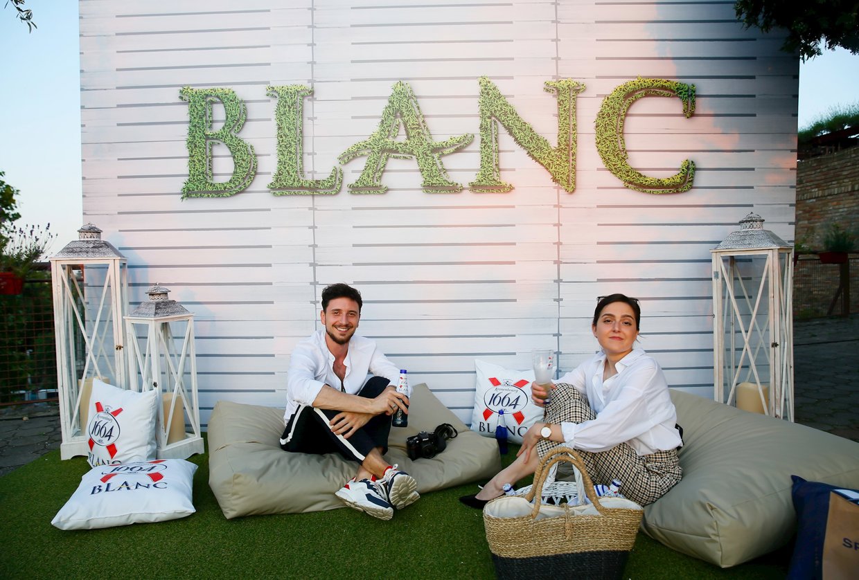 Newsroom » FRANCUSKI ŠARM U PLAVOJ BOCI « Carlsberg Srbija